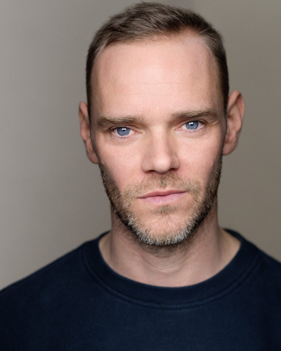 Meet the Cast: Joe Absolom – Theatre Royal Windsor